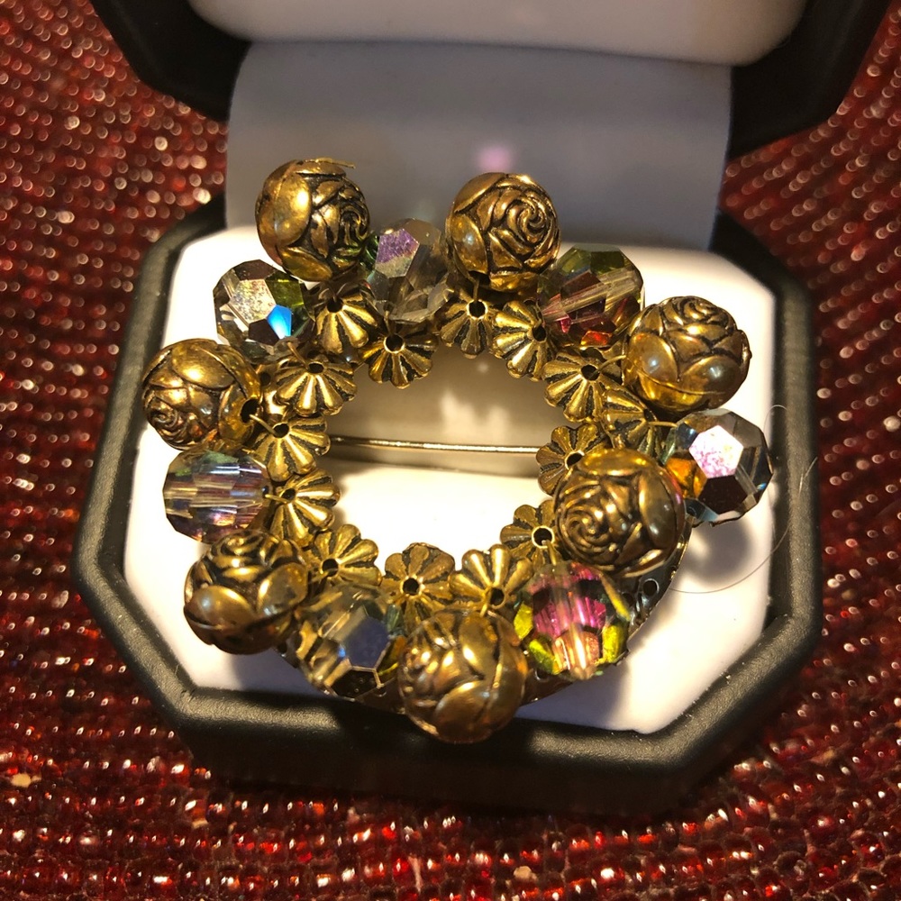 Vintage Crystal Circle Brooch Pin - Gem